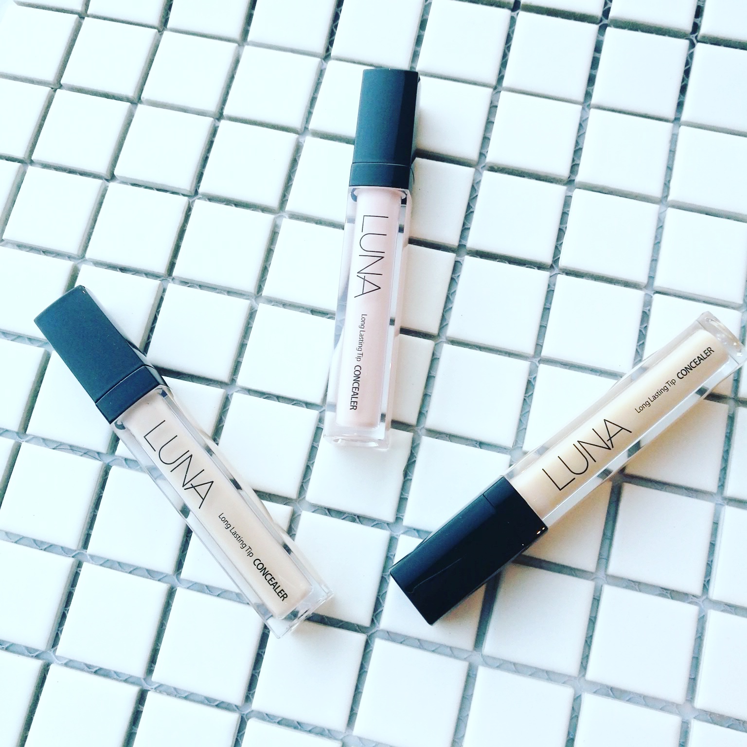 LUNA 系列試用 II 】Long Lasting Tip Concealer 亮澤持久遮瑕棒！ - MUA 化妝師平台